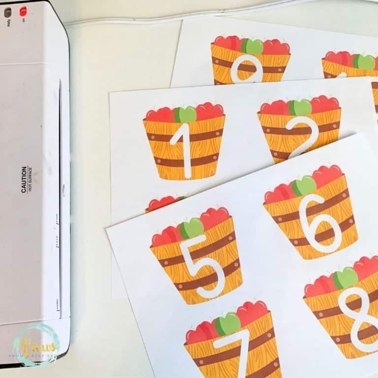 Apple Playdough Mats: Numbers 1-10 Free Printable - Views From a Step Stool